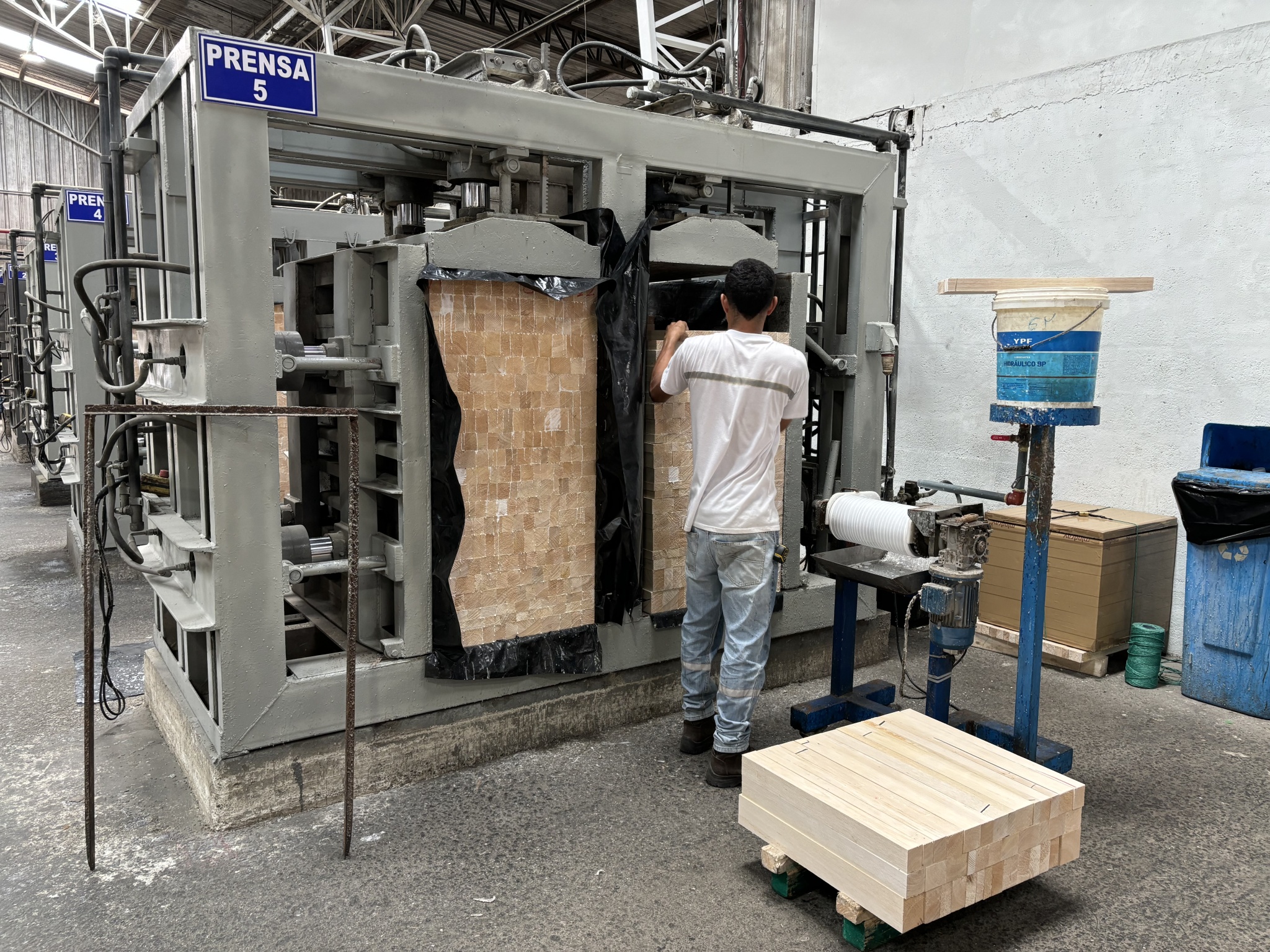 Balsa core materials and panels - Sky Composites